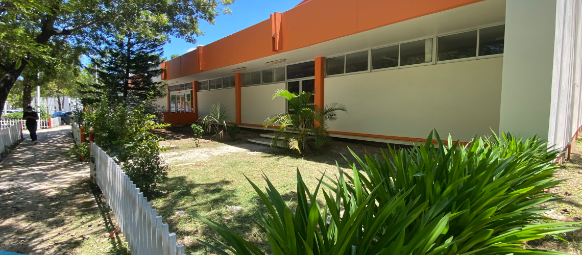 En el TecNM-Campus Istmo continuamos con la limpieza de nuestras áreas ...
